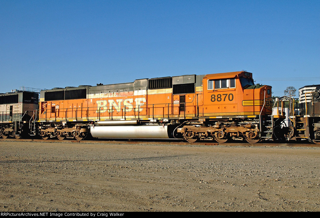 BNSF 8870 - Carson, CA - 12/9/08
